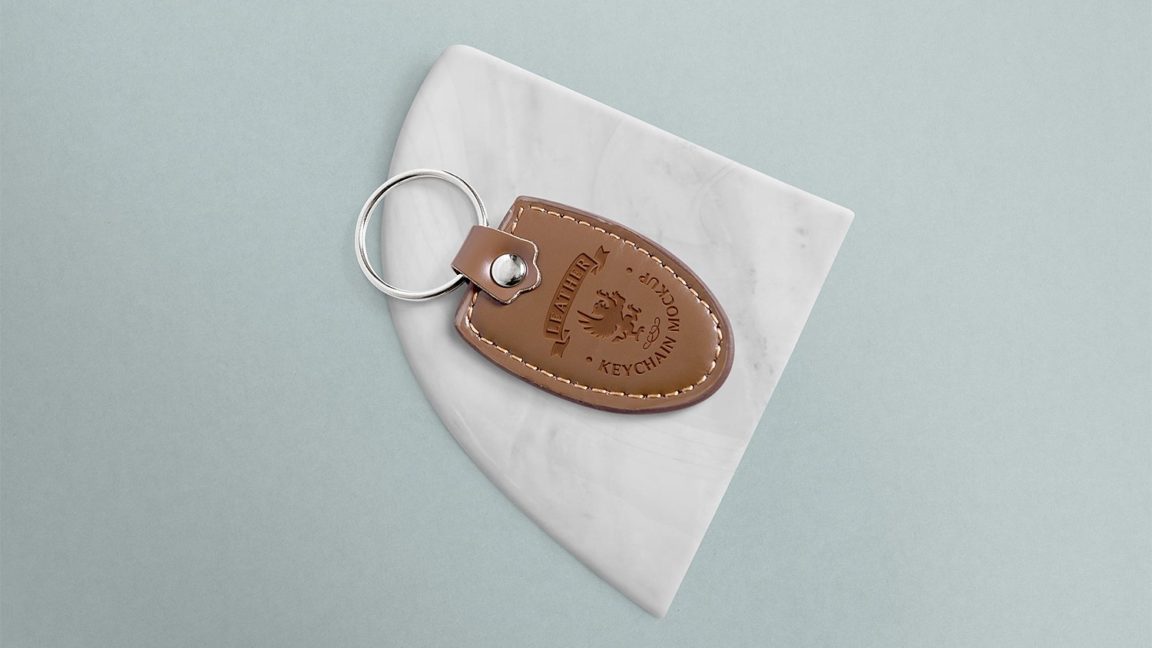 Free Round Keychain Logo Mockup PSD - PsFiles