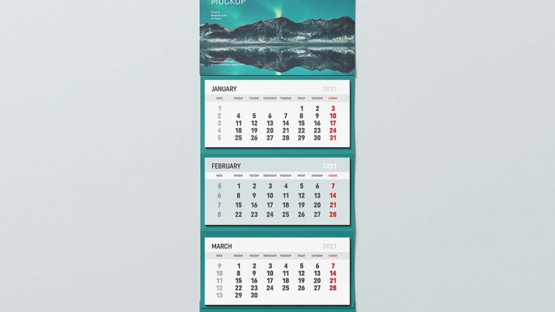 Free Free Wall Calendar Mockup PSD - PsFiles