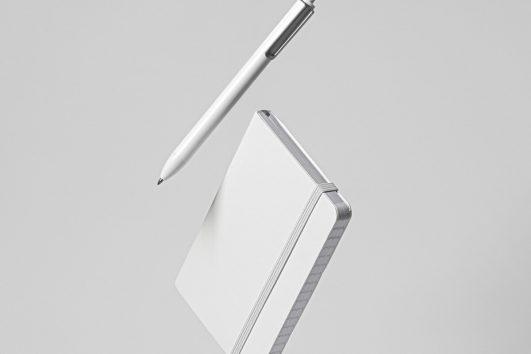 Free Falling Pocket Notebook Mockup PSD - PsFiles