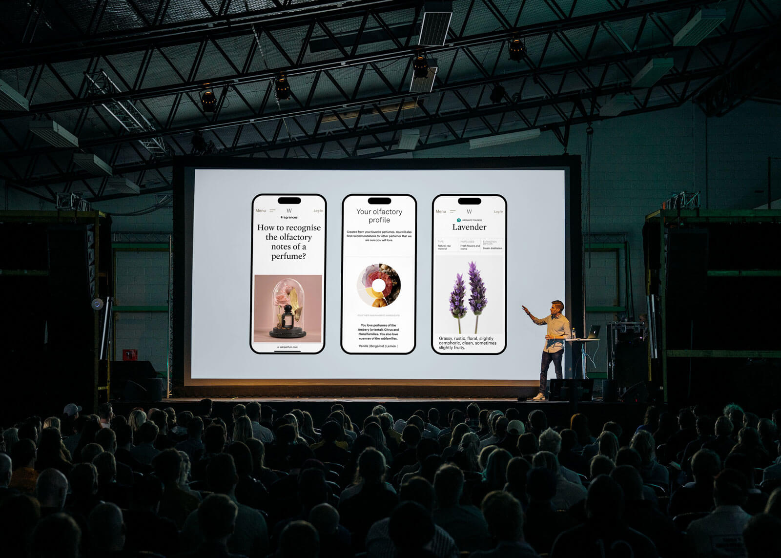 Free Presentation Screen Mockup PSD - PsFiles