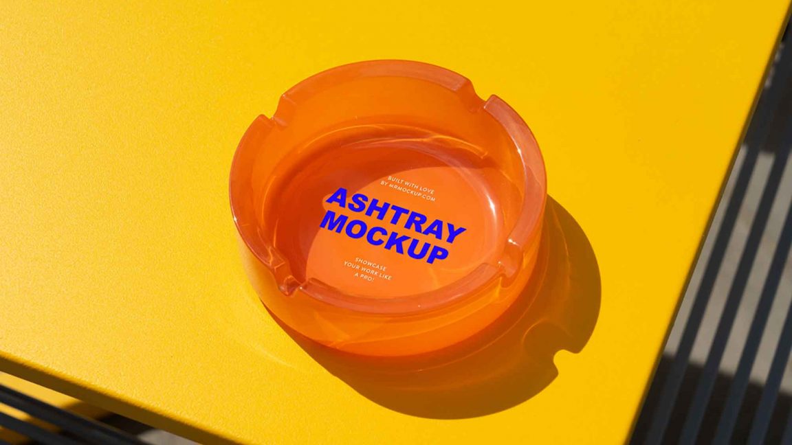 Free Indoor Plant Pot Mockup PSD - PsFiles