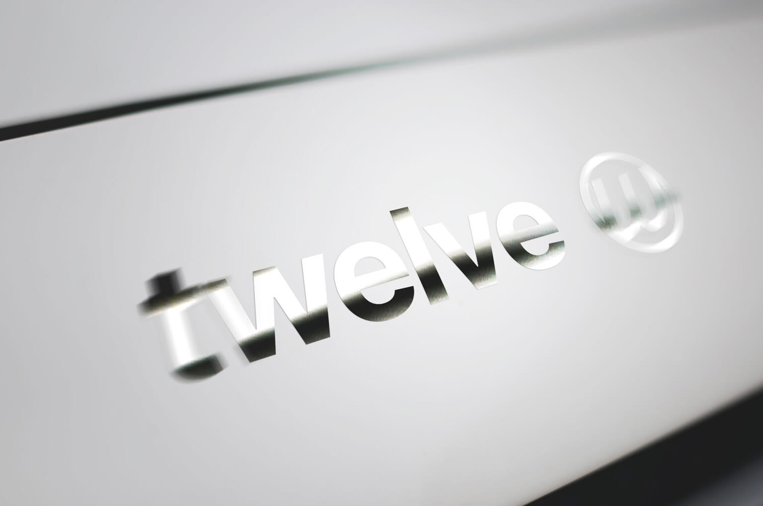 Free Reflective Shining Silver Logo Mockup PSD - PsFiles