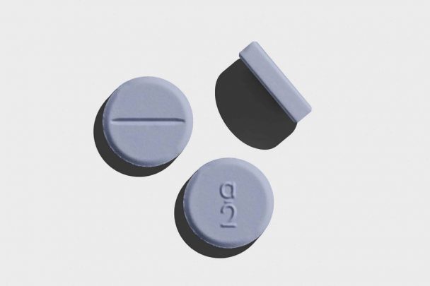 Free Round Pills Mockup PSD - PsFiles