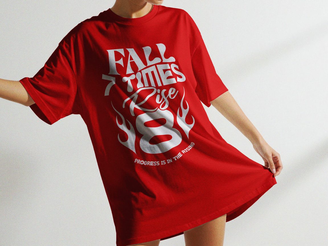 Free Men’s Oversized T-Shirt Mockup PSD - PsFiles